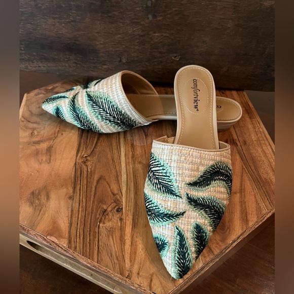 comfortview | Shoes | Comfortview Marley Tan Green Palm Tree Woven ...